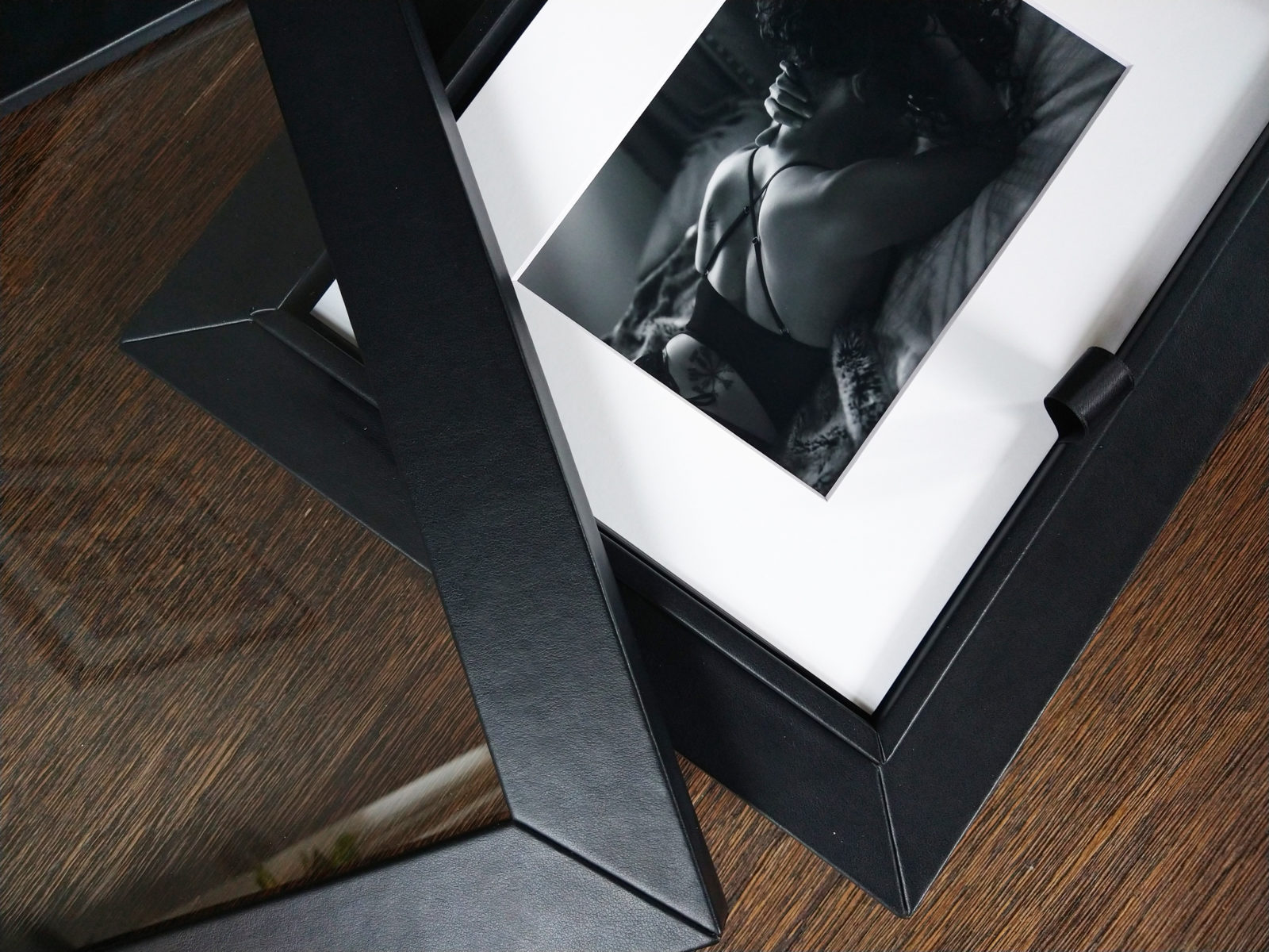 Your Boudoir Folio Box - ebboudoir.com